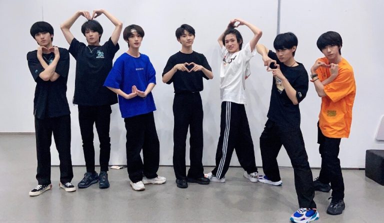 TNT's Hand Heart Contest. - CPOP HOME