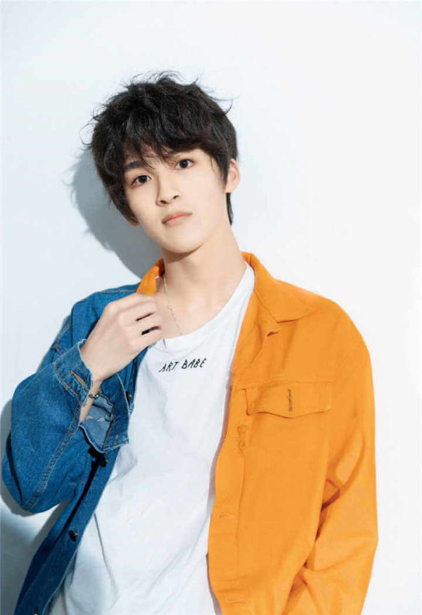 He Luoluo - 何洛洛 - CPOPHOME