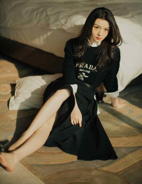 Cai Xukun And Zheng Shuang's Fans Quarrel Over The Spokesperson Of PRADA - CPOP HOME