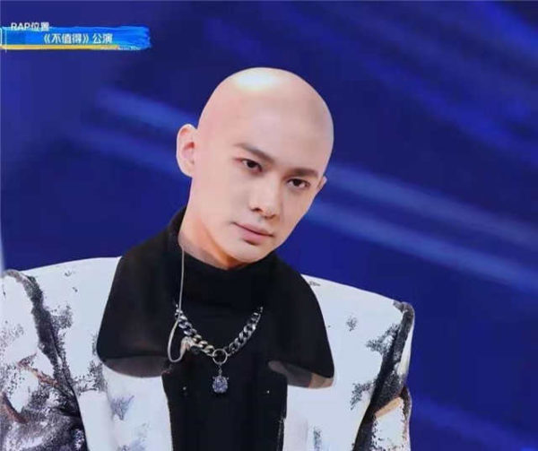 “Youth With You 3" Liang Sen Is Suspected Of Copying PGONE's New Song ...