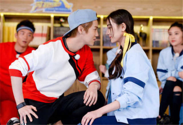 Does Dilraba Dilmurat have a Boyfriend? Secret Marriage Rumor Troubled ...