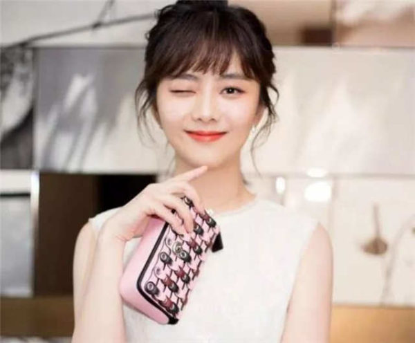 Who is Seven Tan Songyun's boyfriend? Is it true that she has a ten-year relationship with Wu ...