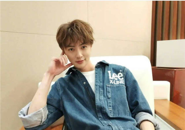 Who is Darren Chen's Girlfriend? His Ideal Type is Joe Chen - CPOP HOME