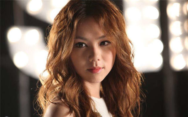 Who Is G.E.M. Deng Ziqi's Boyfriend Currently? - CPOP HOME