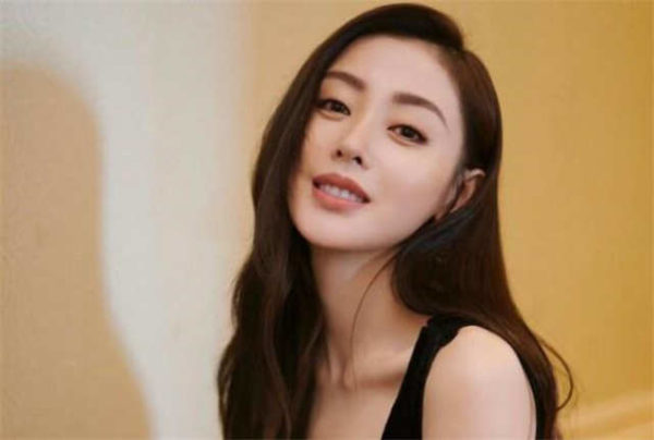 Who Is Crystal Zhang Tian'ai's Boyfriend? Is Xu Kaicheng? - CPOP HOME