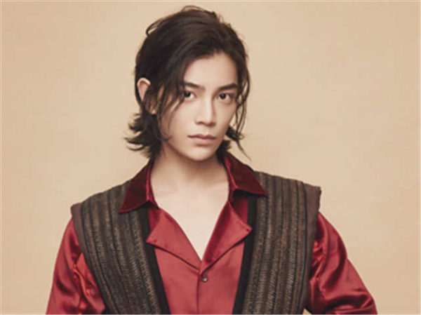 Who Is Ryan Ding Yuxi's Girlfriend? Dating Kala Jiang Zhuojun? - CPOP HOME