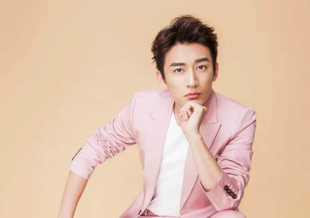 Liu Xueyi - 刘学义 - CPOPHOME