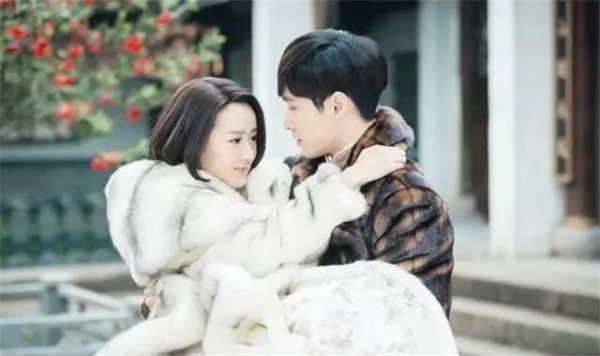 Does Crystal Yuan Bingyan Have A Boyfriend? Dating Lay Zhang is True Or ...