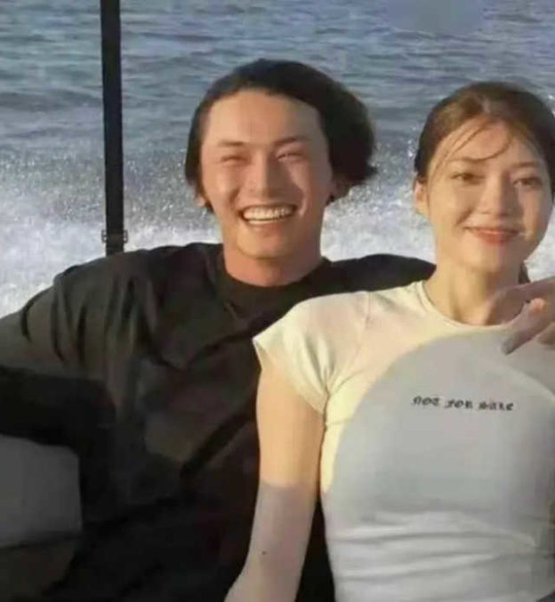 Zhang Zhehan And Rumored Girlfriend Wang Peiwen Were Suspected Of Being ...