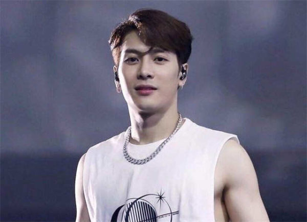 Jackson Wang's Girlfriend Is Song Yuqi? Relationship Is Exposed? - CPOP ...