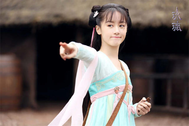 How Is Cheng Yi, Crystal Yuan Bingyuan's Relationship? - CPOP HOME