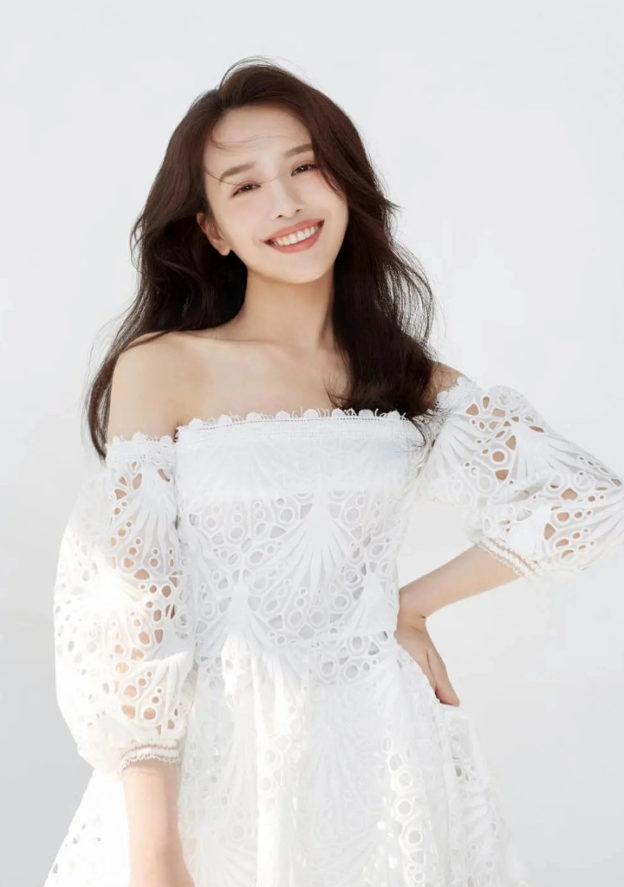 Luo Qiuyun - Wendy Luo - CPOPHOME