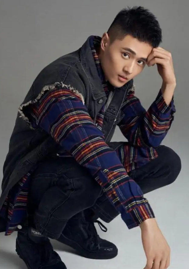 Zheng Yiming - 郑伊鸣 - CPOPHOME