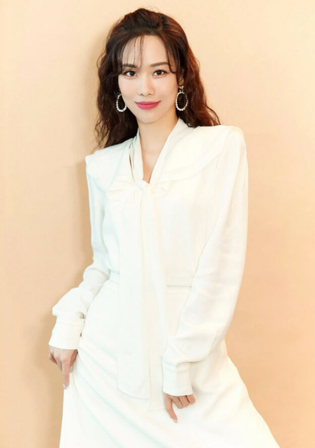 Wang Feifei - 王霏霏 - CPOPHOME