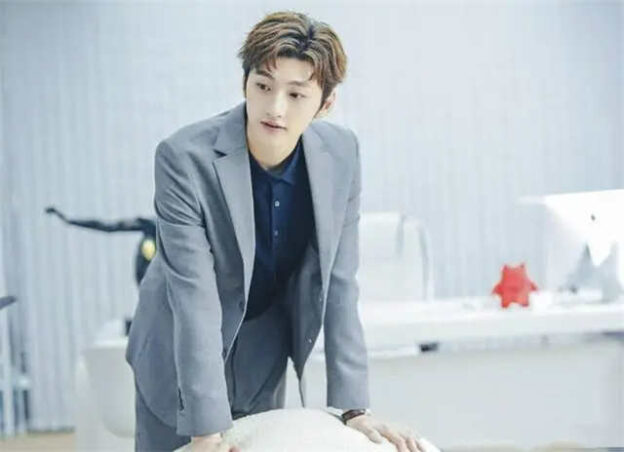 Terry Liu Te and Ling Meishi Interpret Alternative Rules of Sweet Love ...