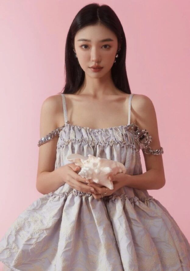 Yi Mengling - 易梦玲 - CPOPHOME