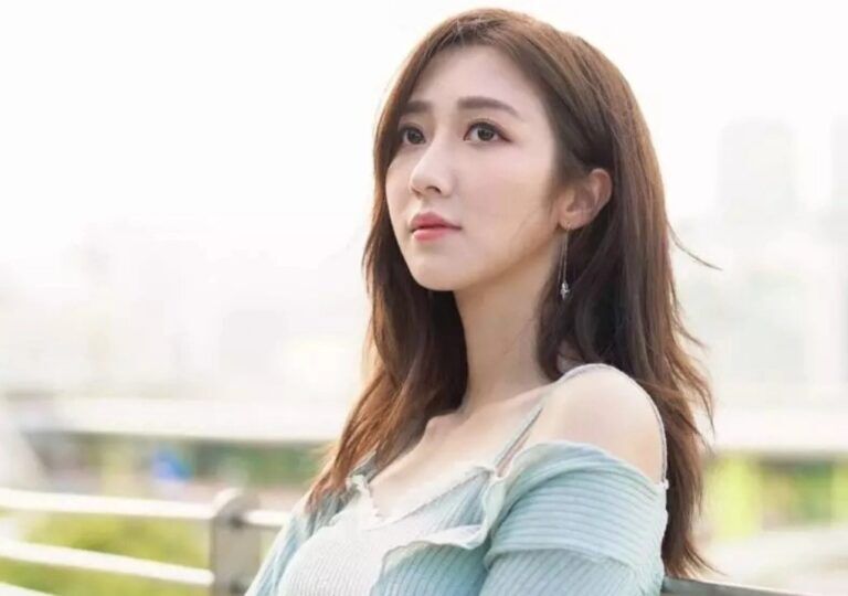 Regina Ho (He Yiting) (Ho Yee Ting) Profile - CPOP HOME