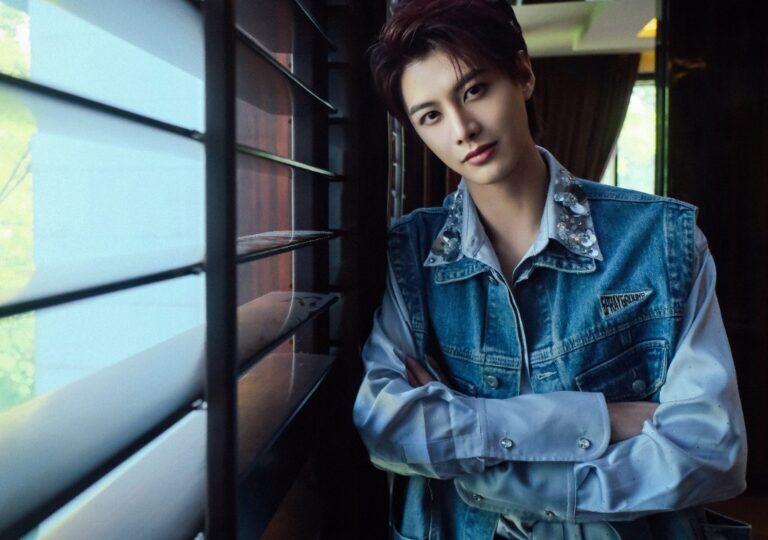 He Jianqi Profile - CPOP HOME